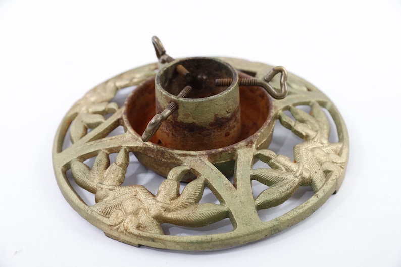 Vintage Cast Iron Christmas Tree Stand, Rusted Farmhouse Decor - Etsy ...