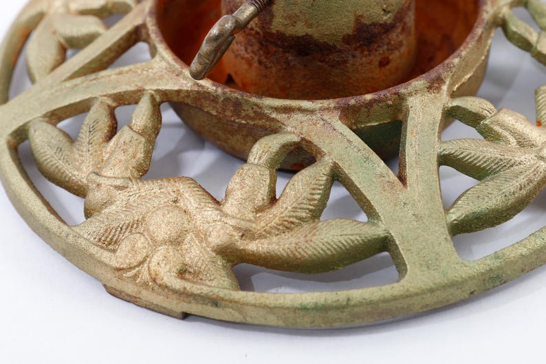 Vintage Cast Iron Christmas Tree Stand, Rusted Farmhouse Decor - Etsy UK