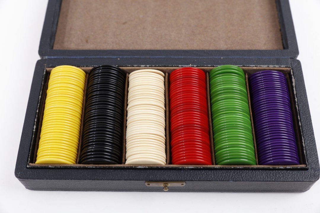 Bakelite Game Chips in Box, RARE Antique Bakelite Travel Poker Chip Set ...