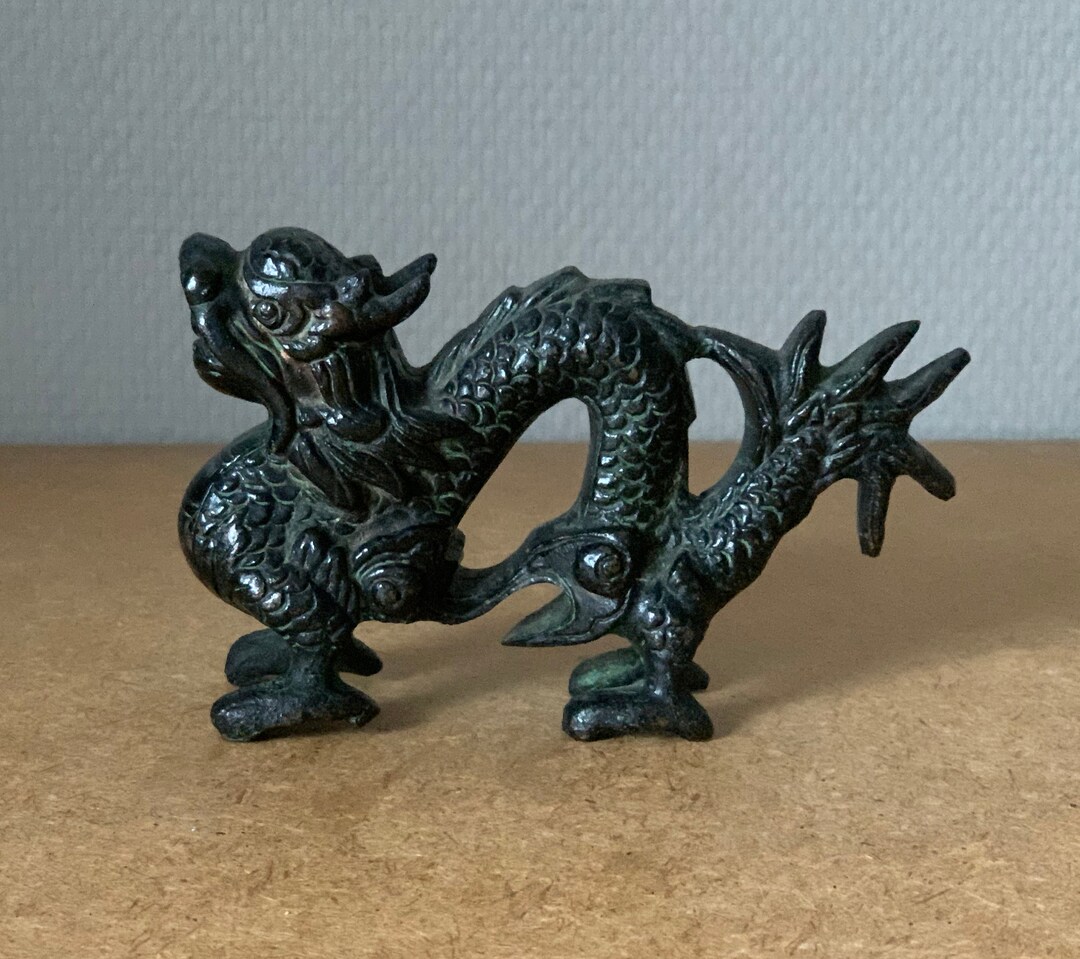 Statue Fuxi Dragon Chinese, Offspring/son of the Dragon, the Dragon is ...