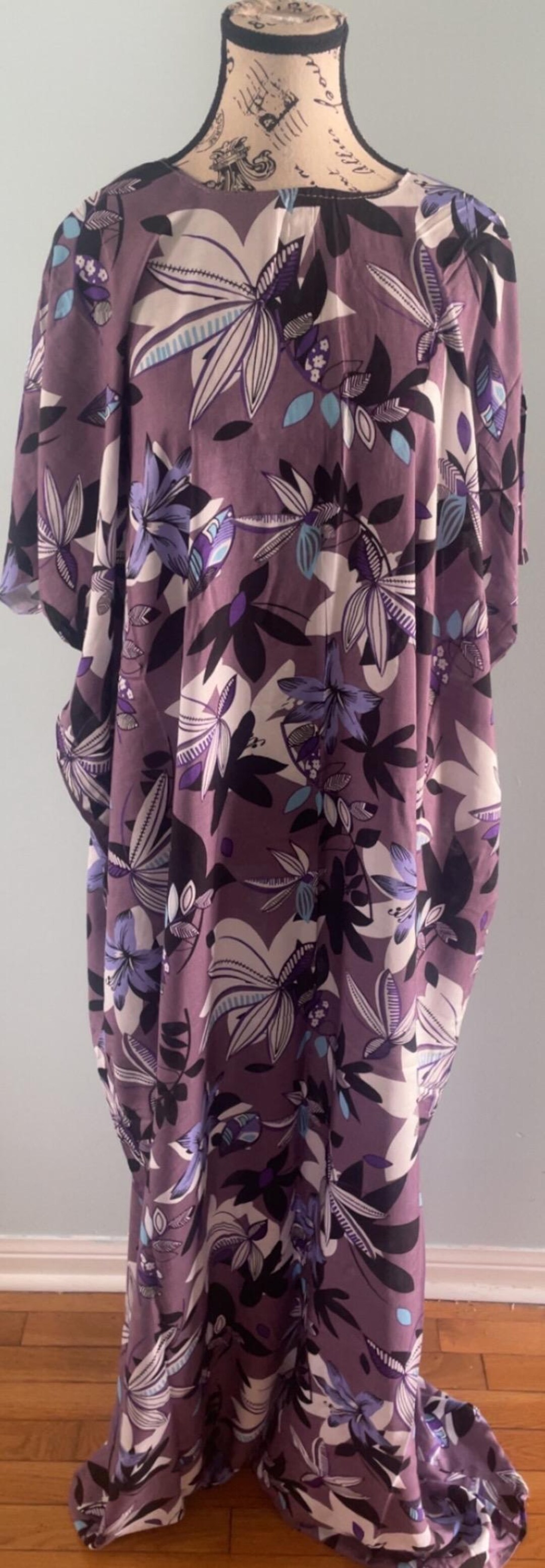 Somali Baati and Garbasar | Long Scarf and Purple Dress | East African ...