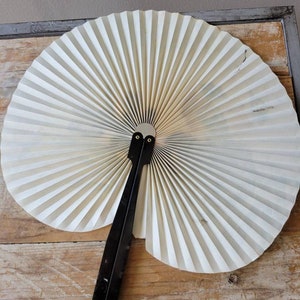 Vintage Chinese Hand Held Paper Fan. Old Paper Fan - Etsy