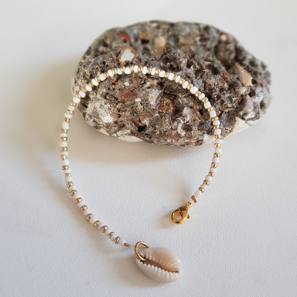 Shell Bead Bracelet - Etsy