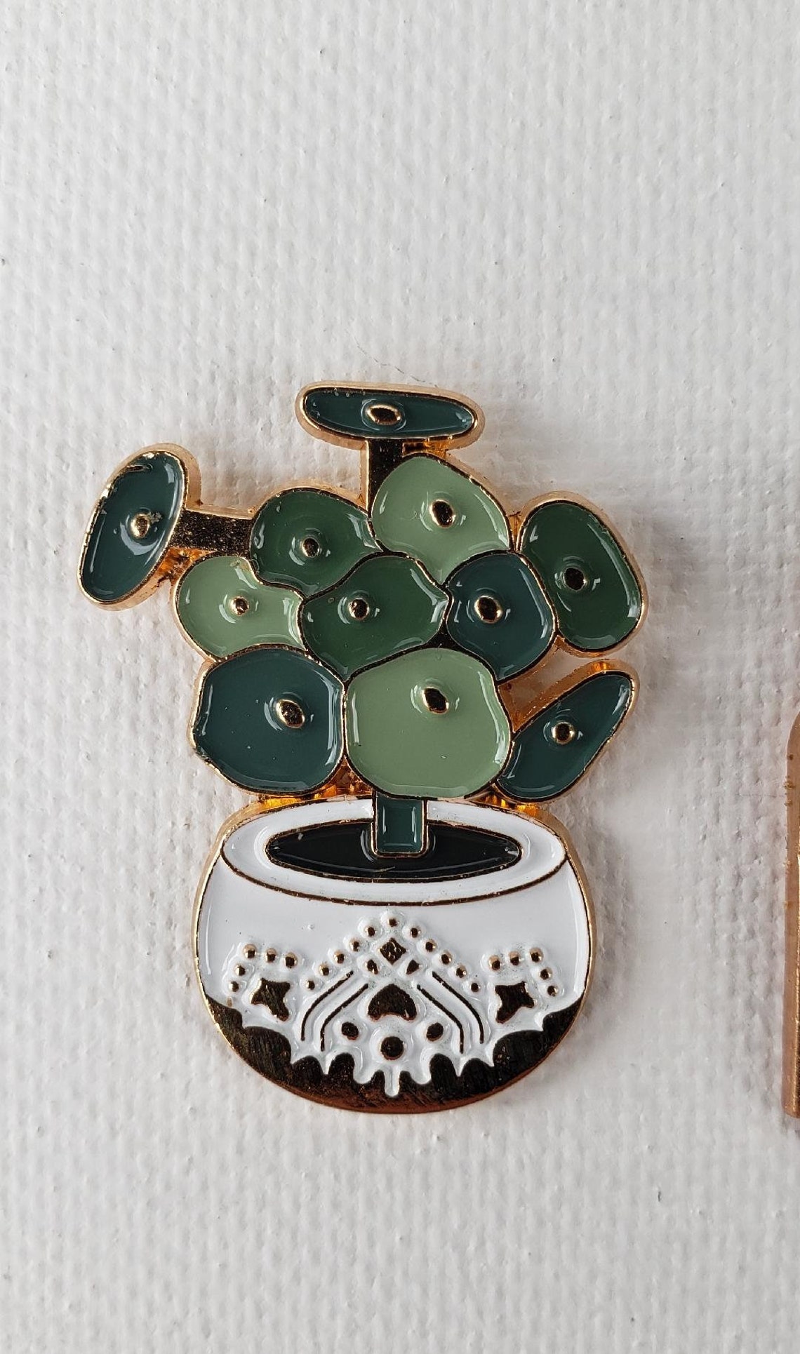 Enamel Plant Pins. Single or Bundle. - Etsy