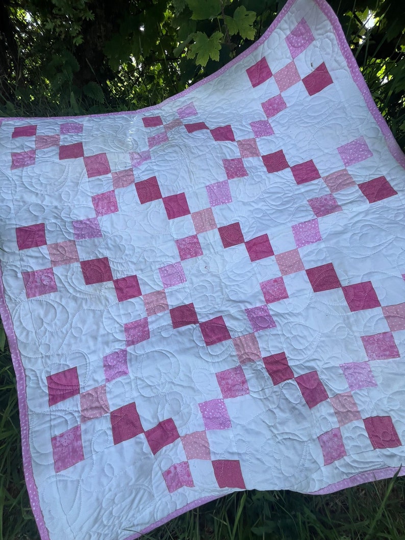 Irish Chain Baby Quilt Pattern: Easy Crib Quilt (PDF Download) - Etsy