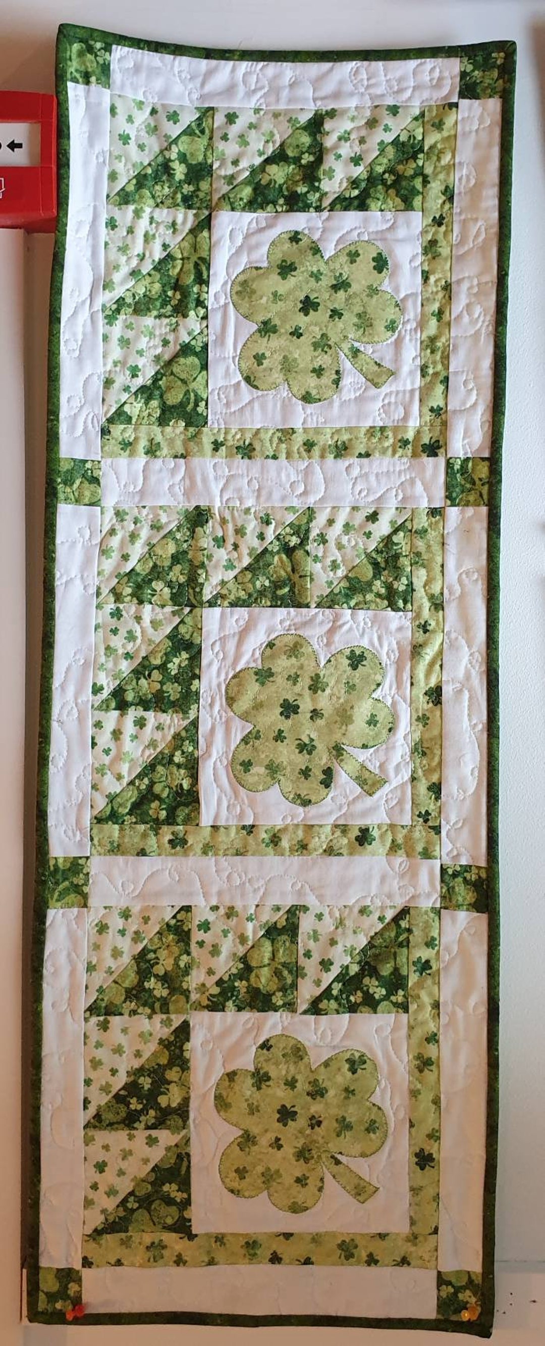 Irish Shamrock Table Runner Pattern With Full Size Wooden - Etsy