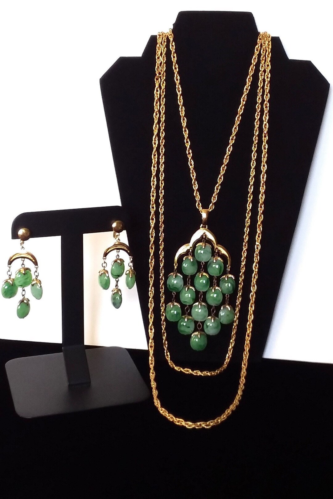Trifari Green Waterfall Necklace, Chandelier Pendant Necklace and ...