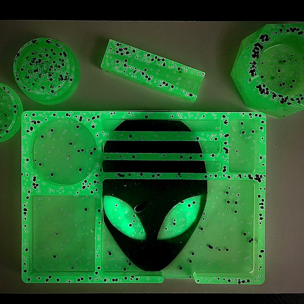 Alien Rolling Tray - Etsy