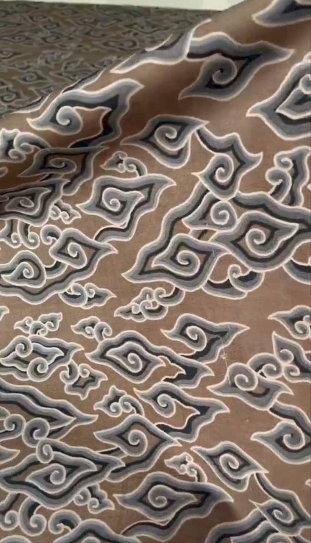 Good Quality Indonesia Batik Fabric/mega Mendung Batik Pattern/classic ...