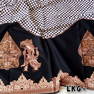 Wayang Batik Sarong/ Indonesian Batik Fabric/ Wayang Pattern Batik ...