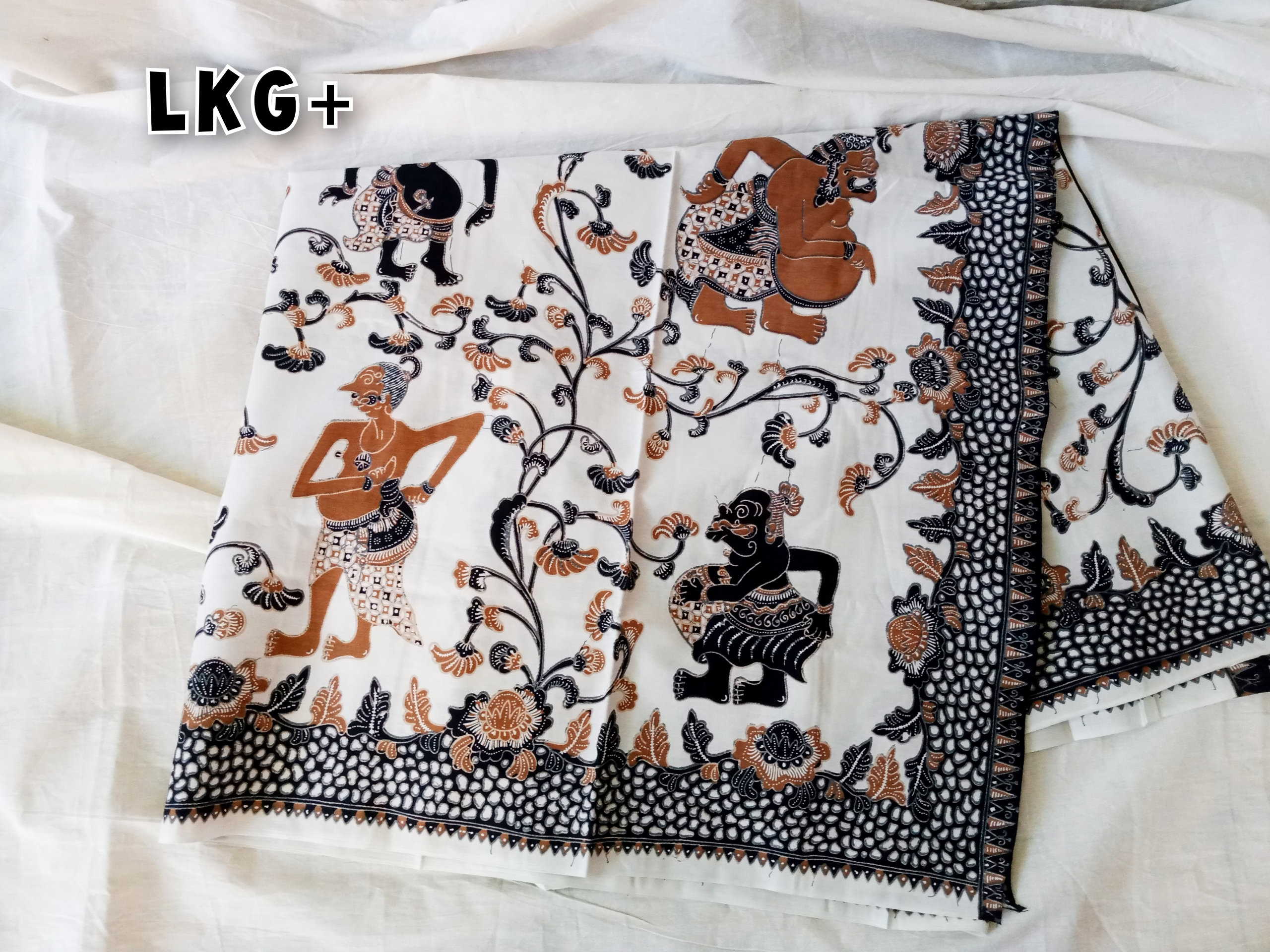 Wayang Batik Sarong/indonesian Batik Fabric/beautiful Wayang Batik ...