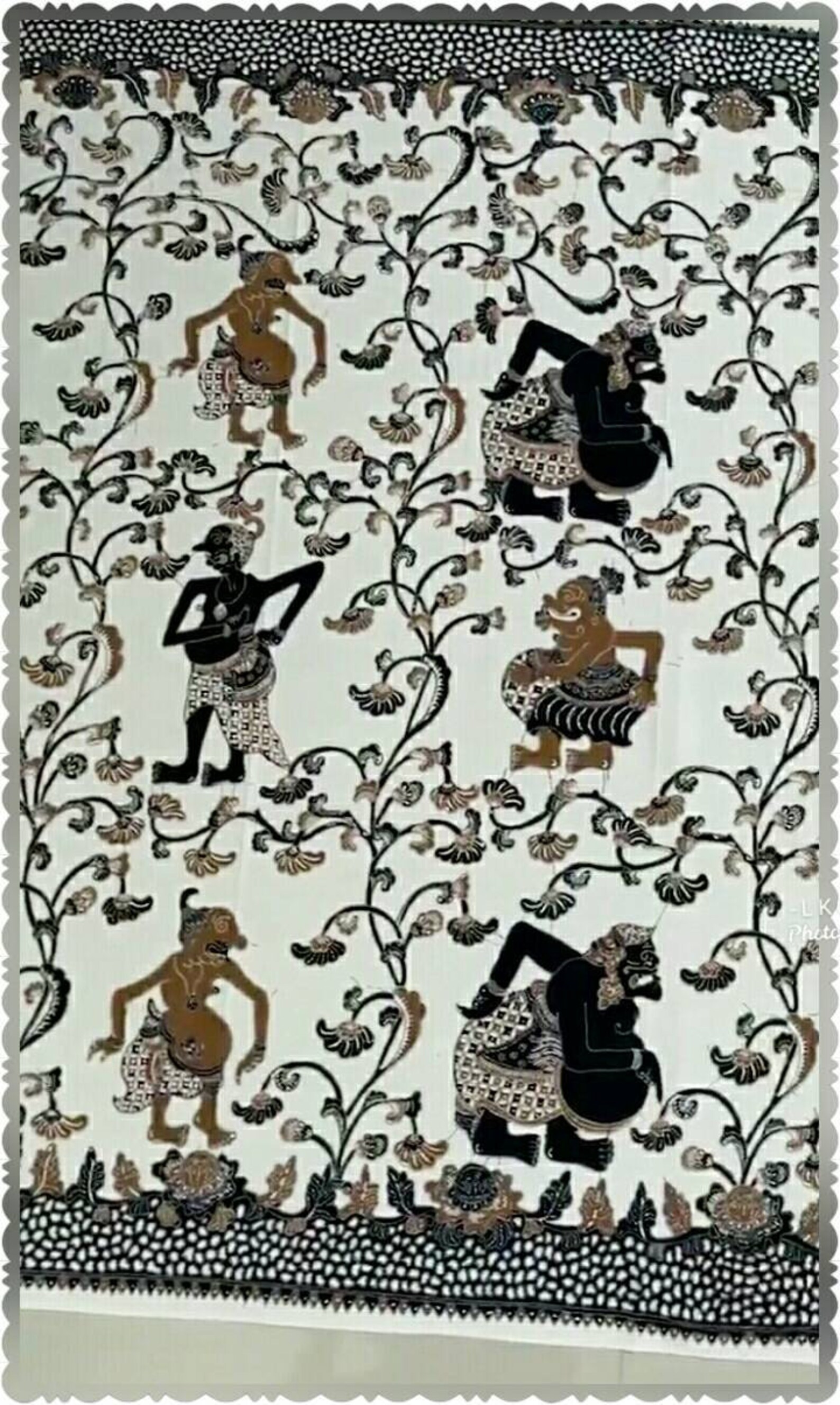 Wayang Batik Sarong/indonesian Batik Fabric/beautiful Wayang | Etsy