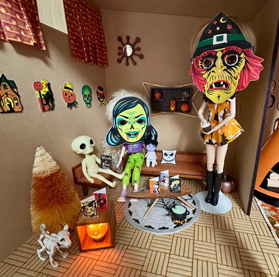 1:6 Scale Vintage Inspired Halloween Decor for Blythe, Pullip and ...