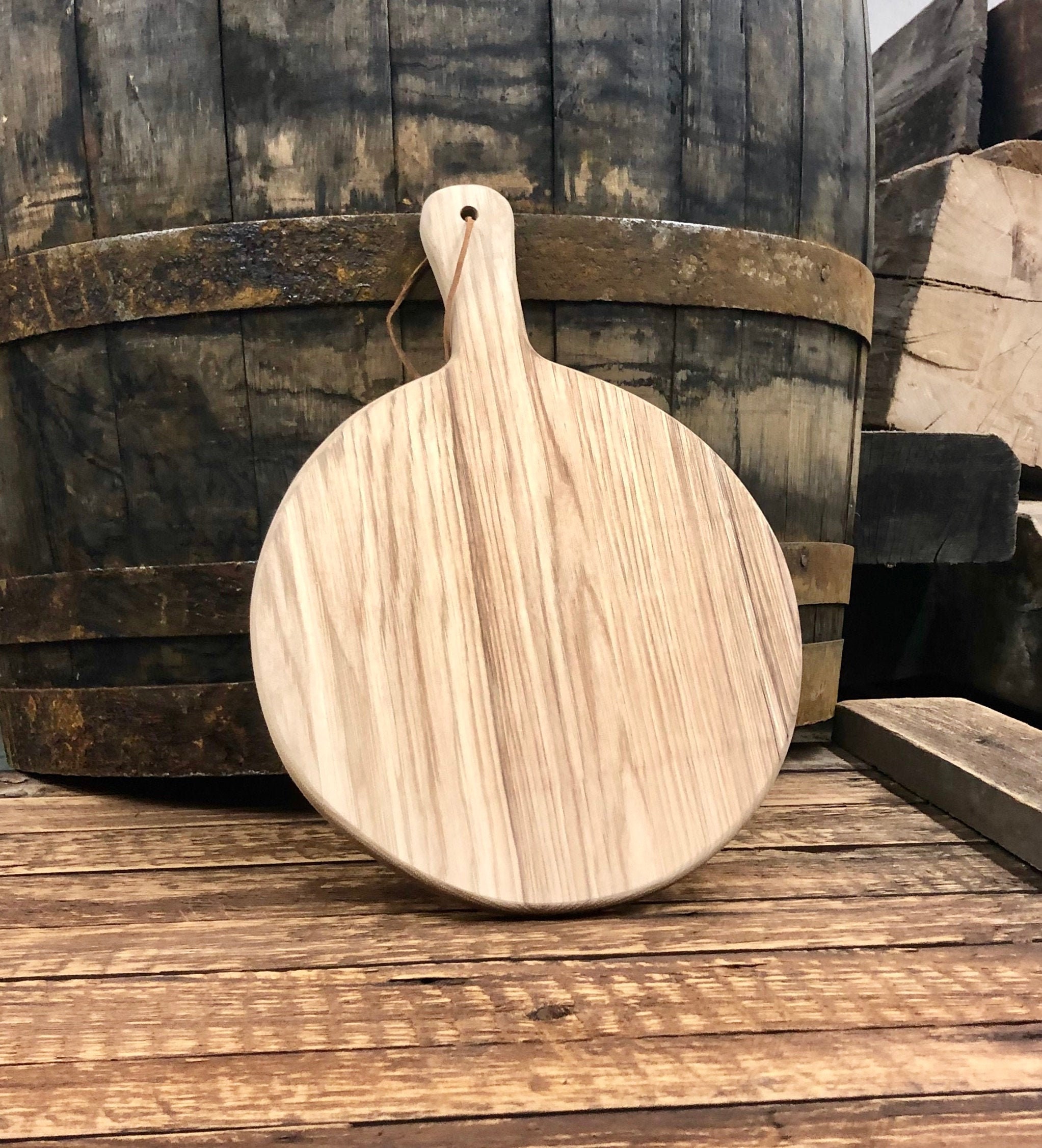 Round Cutting Board With Handle Charcuterie Board Cutting - Etsy