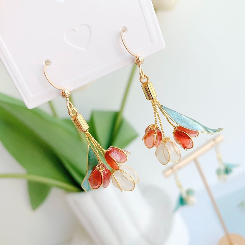 Resin Wire Tulip Earrings - Etsy