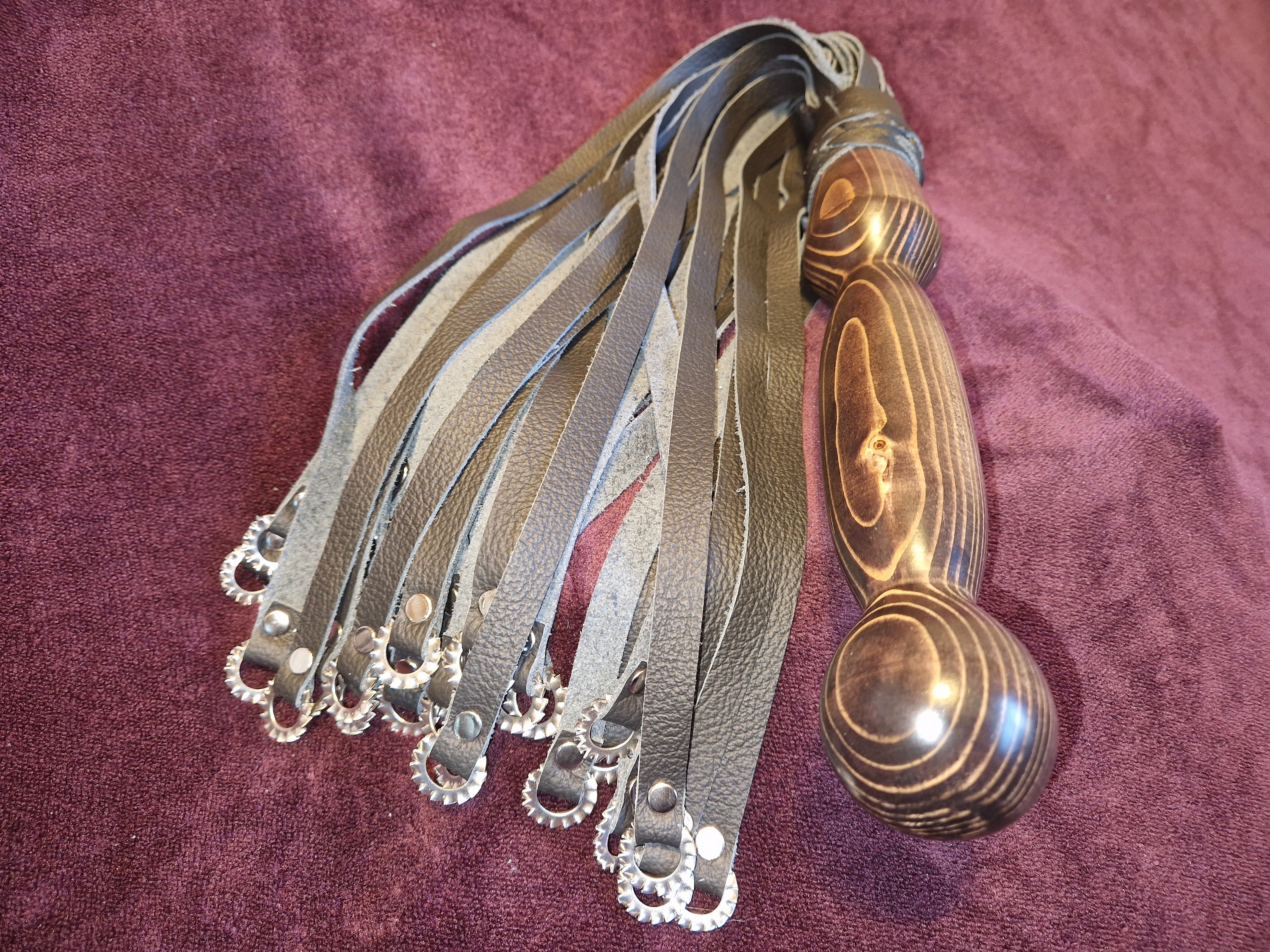 Flogger dragon's Claw With Prong Rings Makes Bloody Welts 40 Strips ...