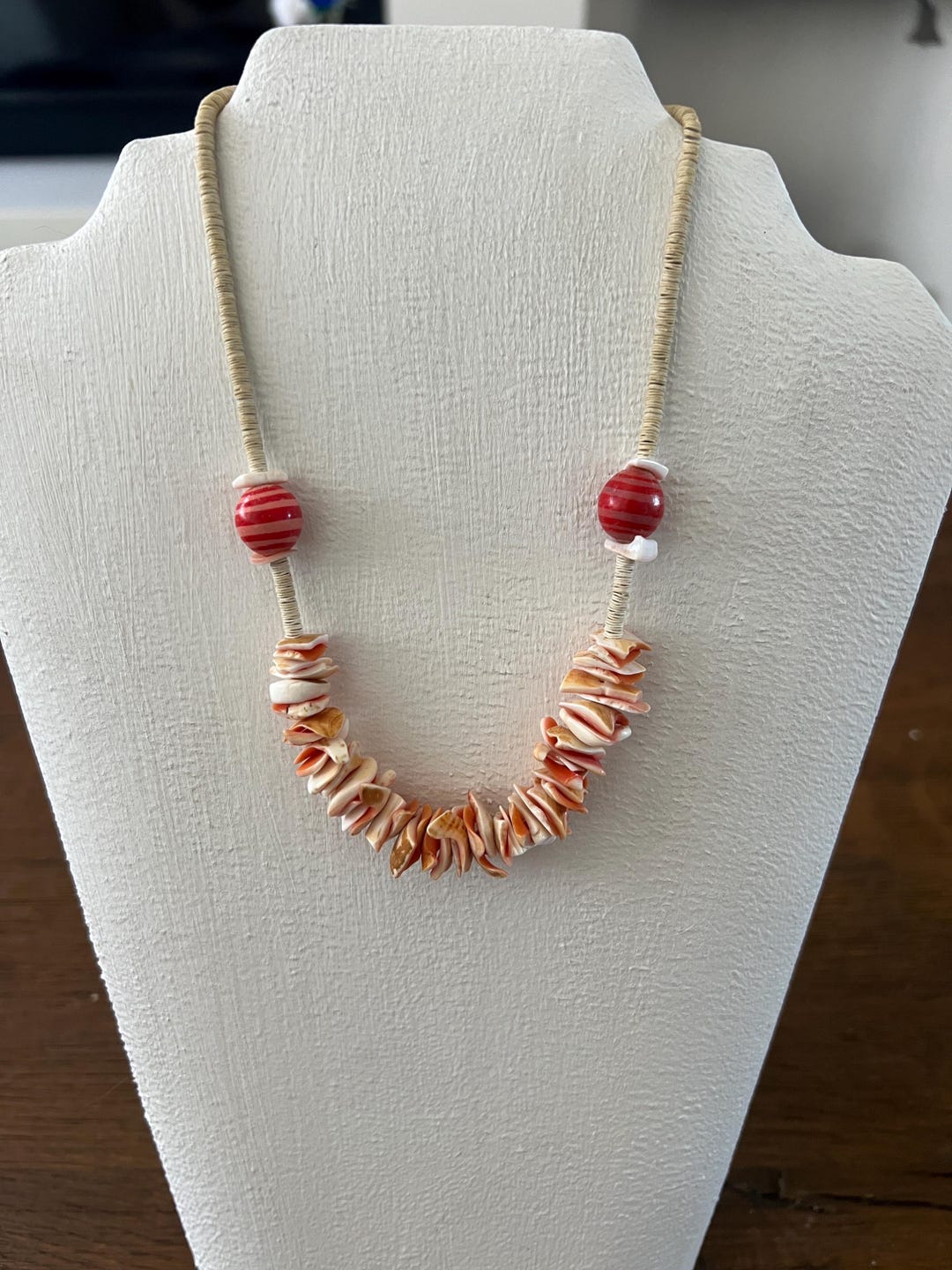 Vintage Seashell & Bead Necklace – Natural Shell Choker With Red ...