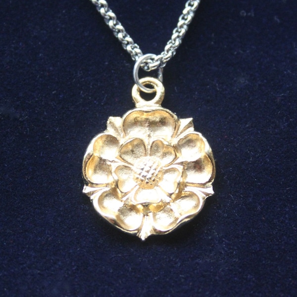 Tudor Necklace - Etsy UK
