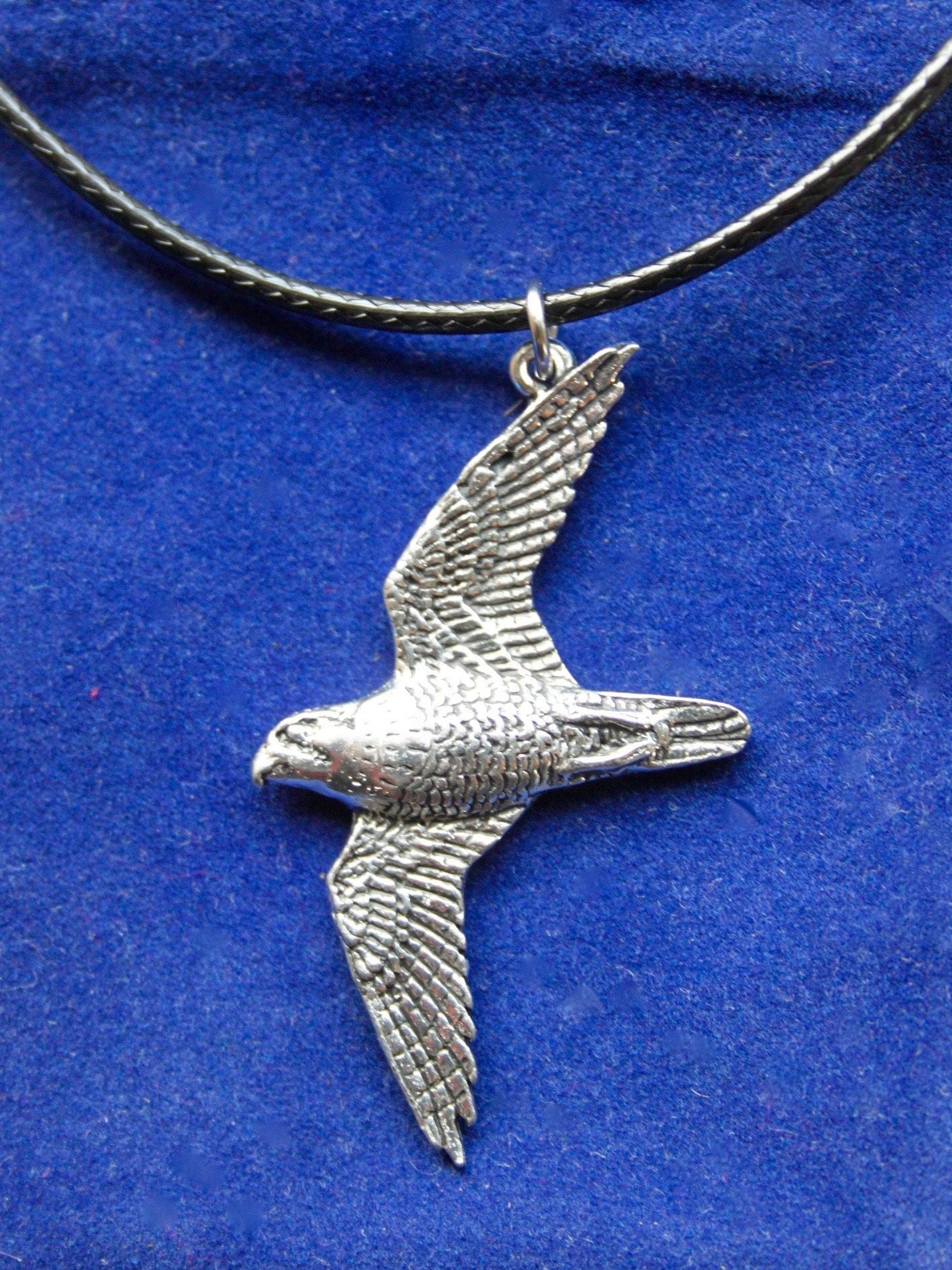 Peregrine Falcon Pewter Pendant Necklace With Gift Pouch - Etsy