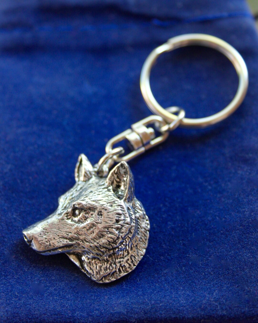 Wolf Head Keyring | Wolf Present Idea | Silver Pewter and Stainless ...