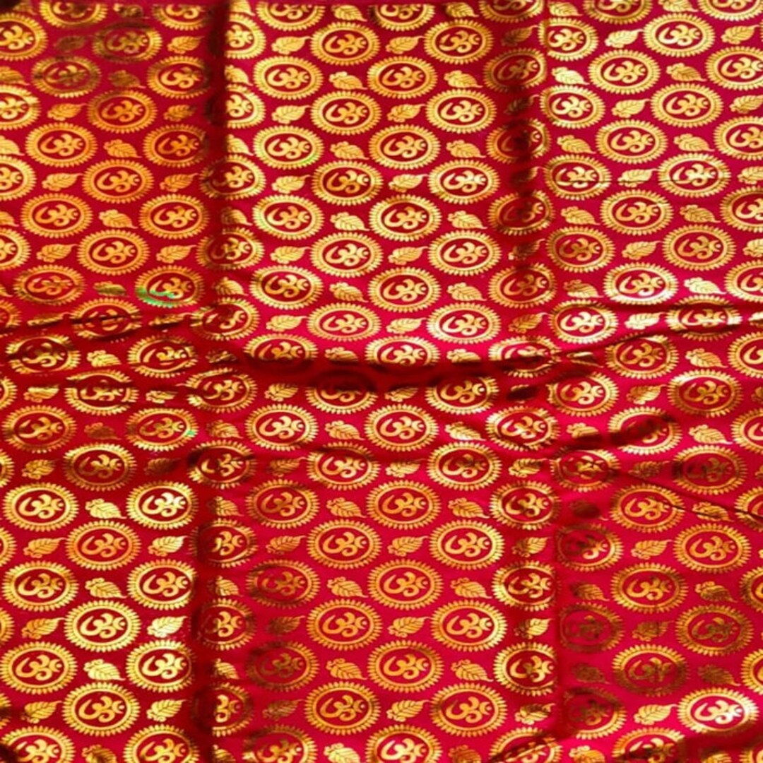 Red Cloth for Puja Clothes for Pooja Om Gold Printed Red Cloth for ...