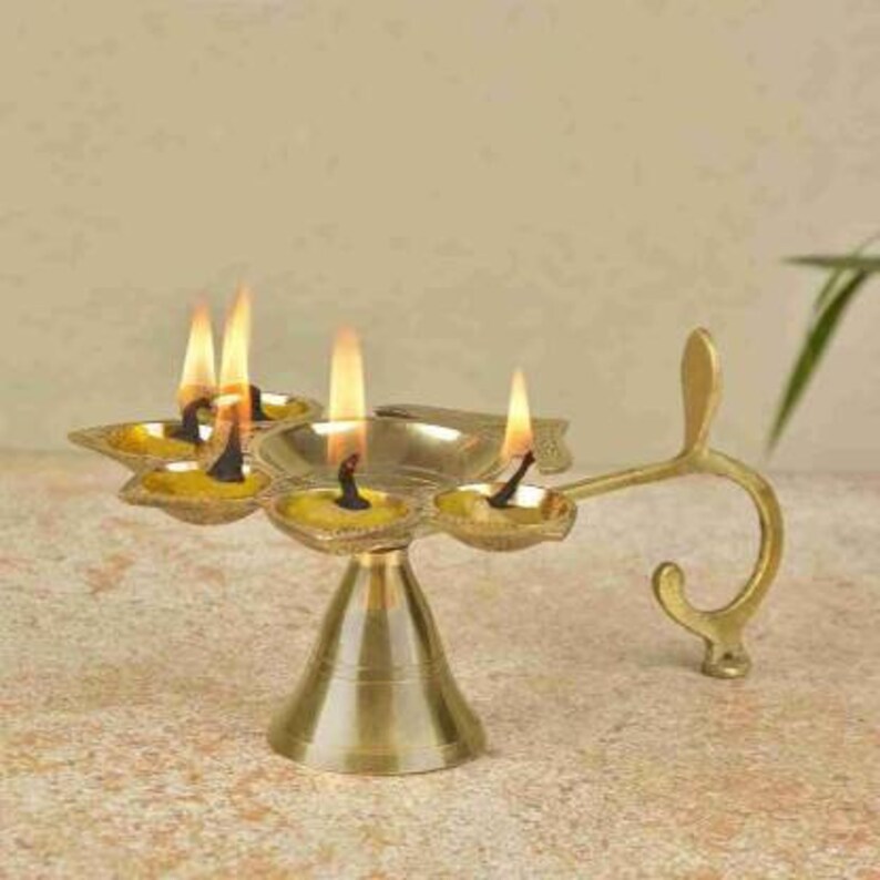 Brass Panch Aarti Lamp Pancharti Diya Oil Lamp Panch Aarti Jyoti Puja ...