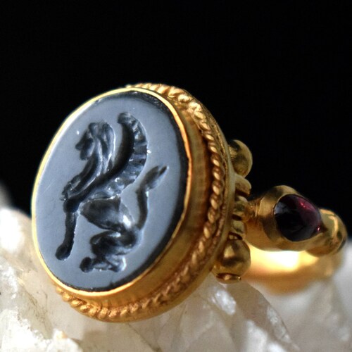 Sphinx Onyx Ring Intaglio Ring Gold Signet Ring Garnet Mens | Etsy