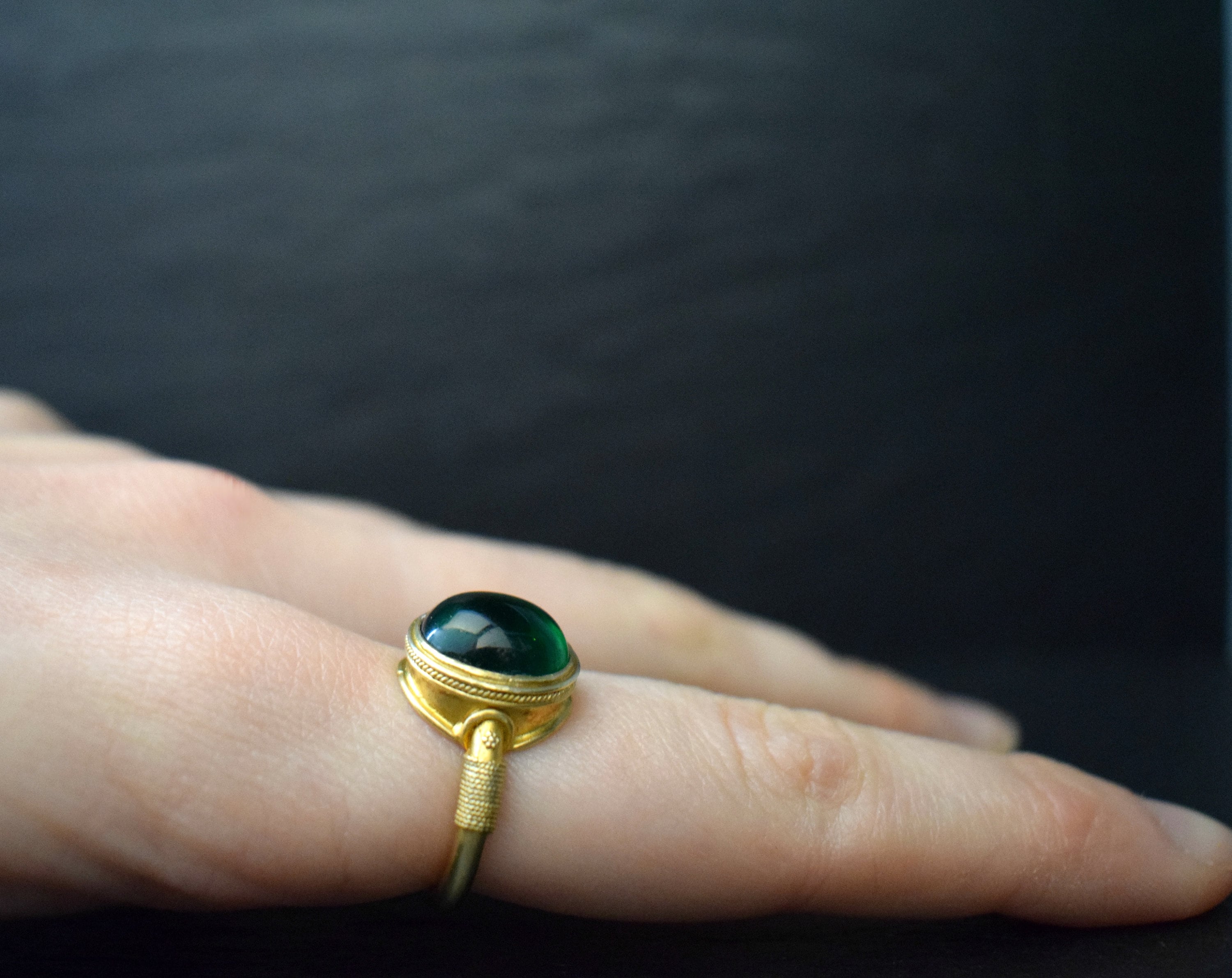 Green crystal ring Gold rings Signet ring Womens gemstone ring | Etsy