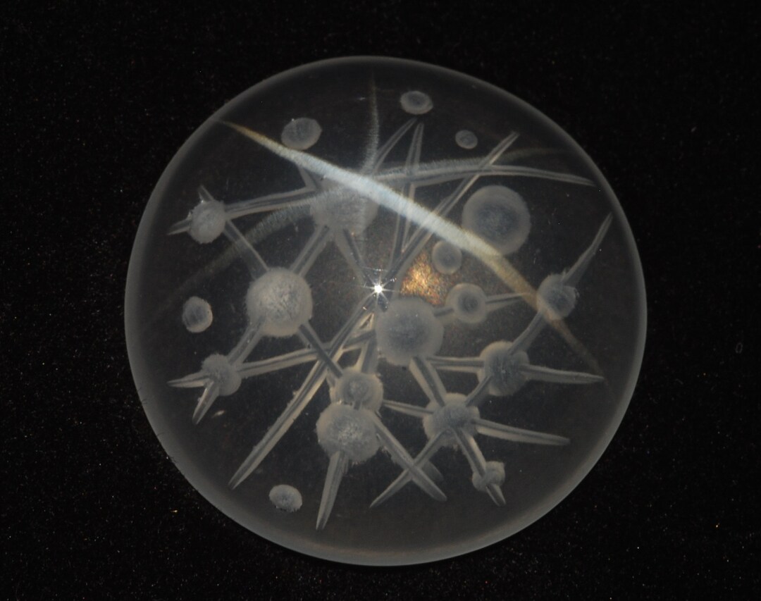 TOP !! - Most Modern STAR QUARTZ With STAR & Abstract Engraving Top ...