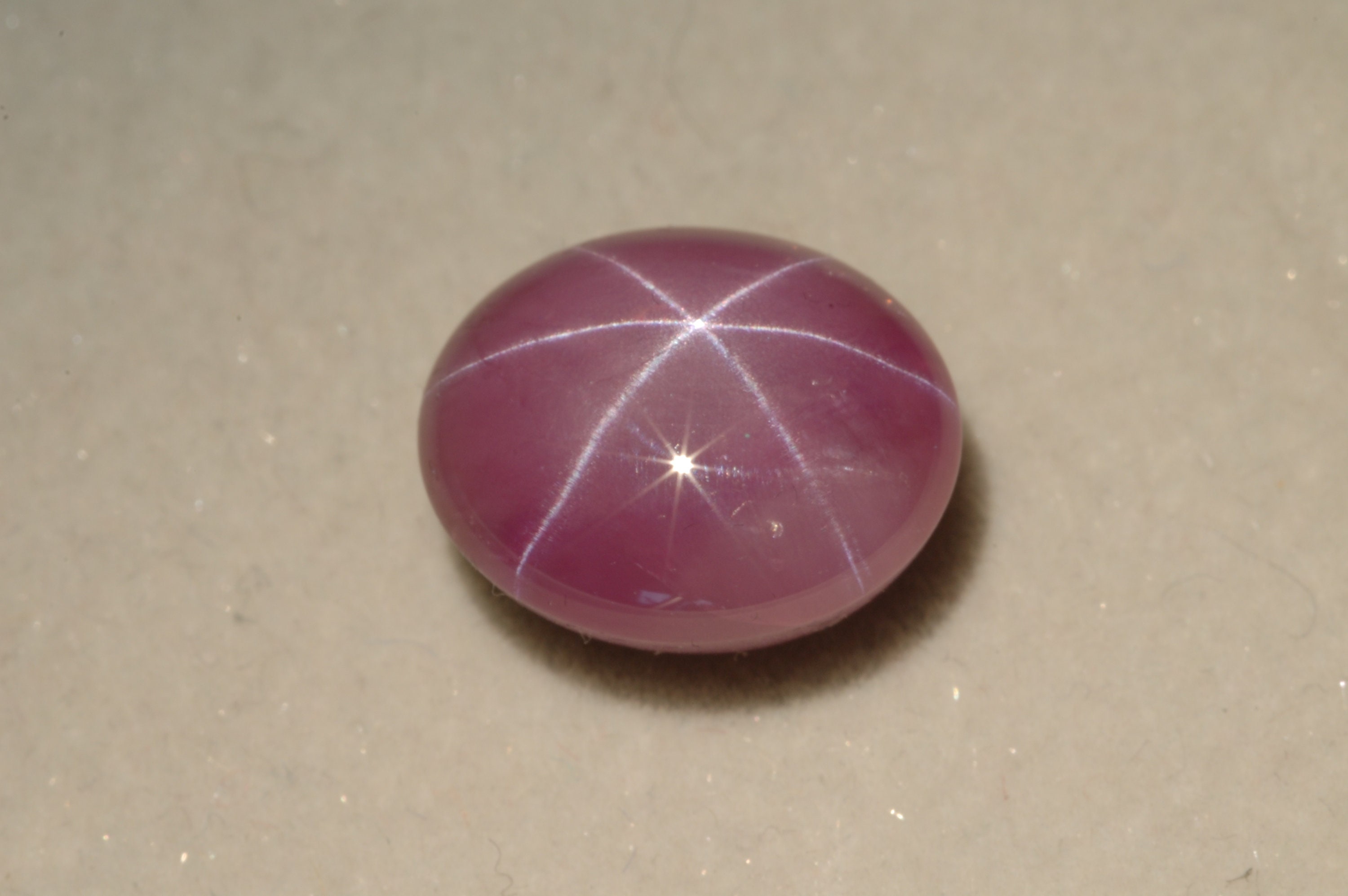 Das Buch: ASTERISM - Gems With a Star/das Buch ASTERISM - Gems With a ...