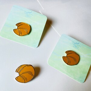Croissant Hard Enamel Pin - Etsy