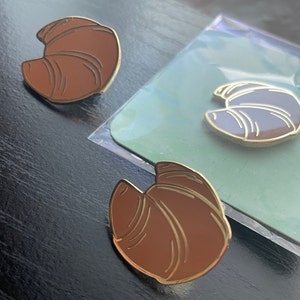 Croissant Hard Enamel Pin - Etsy