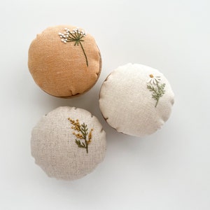 Hand Embroidered Pin Cushion, Wooden Needle Cushion, Round Needle ...