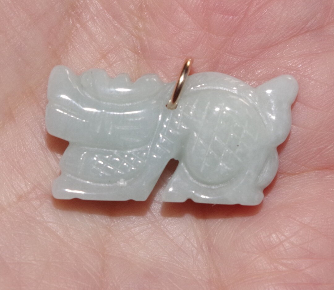 14K Carved Dragon Nephrite Jade Pendent - Etsy
