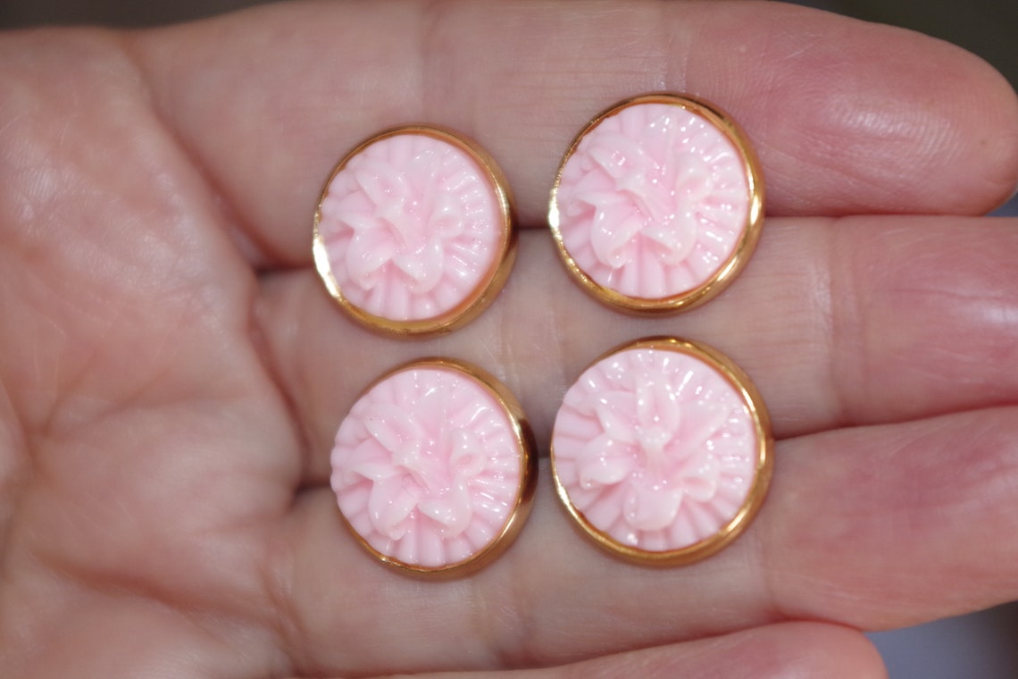 Angel Skin Coral 15MM Molded Lily Flower Stud Earrings in 14K GF - Etsy