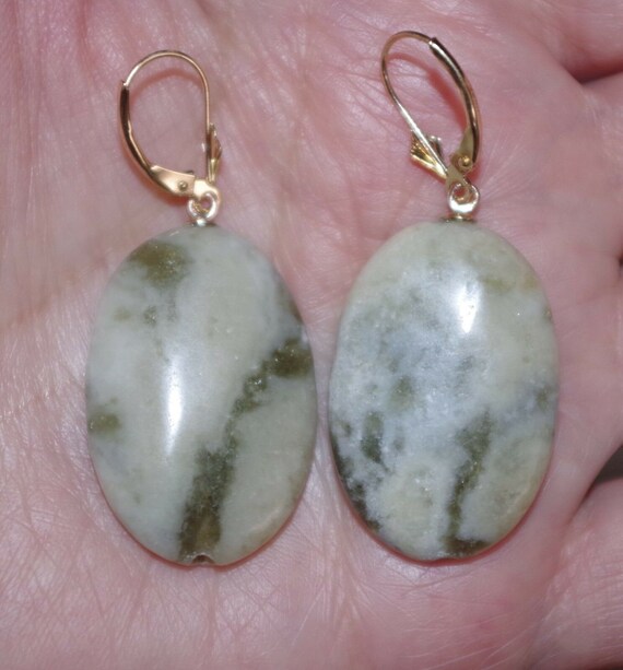 14k Gorgeous African Jade Large Oval Lever back Earri… - Gem