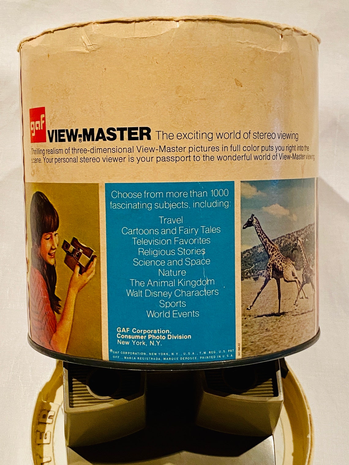 70s Vintage Gaf View-master Toy With 36 3D Stereo Reels - Works ...