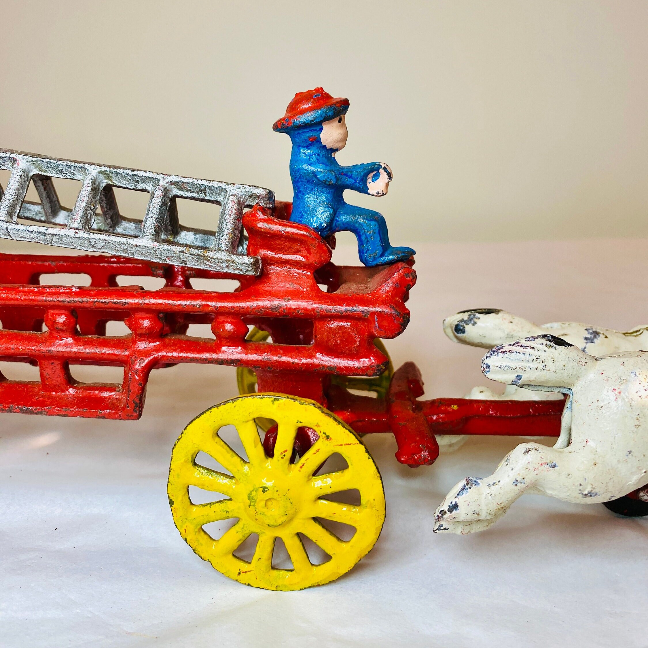 Antique Cast Iron Toy 2 Horse Drawn Hook & Ladder Fire Truck Wagon ...