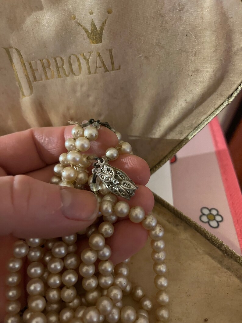 1960s Department Store Vintage Pearls in Shell - Etsy