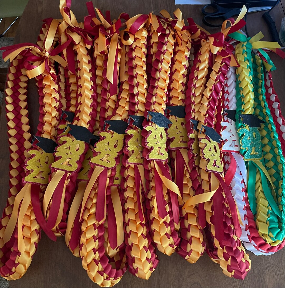 Graduation Lei With Year - Etsy