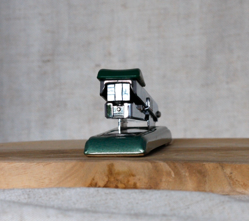 Vintage Yuen Chong 369 Stapler 24/6 1960's - Etsy