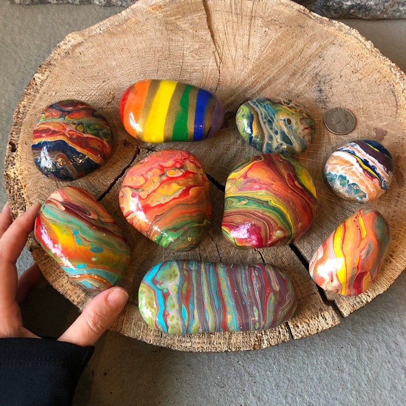 Rainbow Painted Rock - Etsy