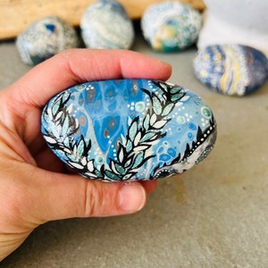 Blue Paint Poured Rocks, Fluid Art Rocks, Hand Painted Rocks/stones ...