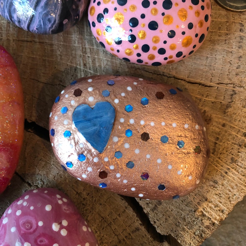 Hand Painted Rocks, Assorted Pinks Paint Pour Rocks, Painted Stones ...