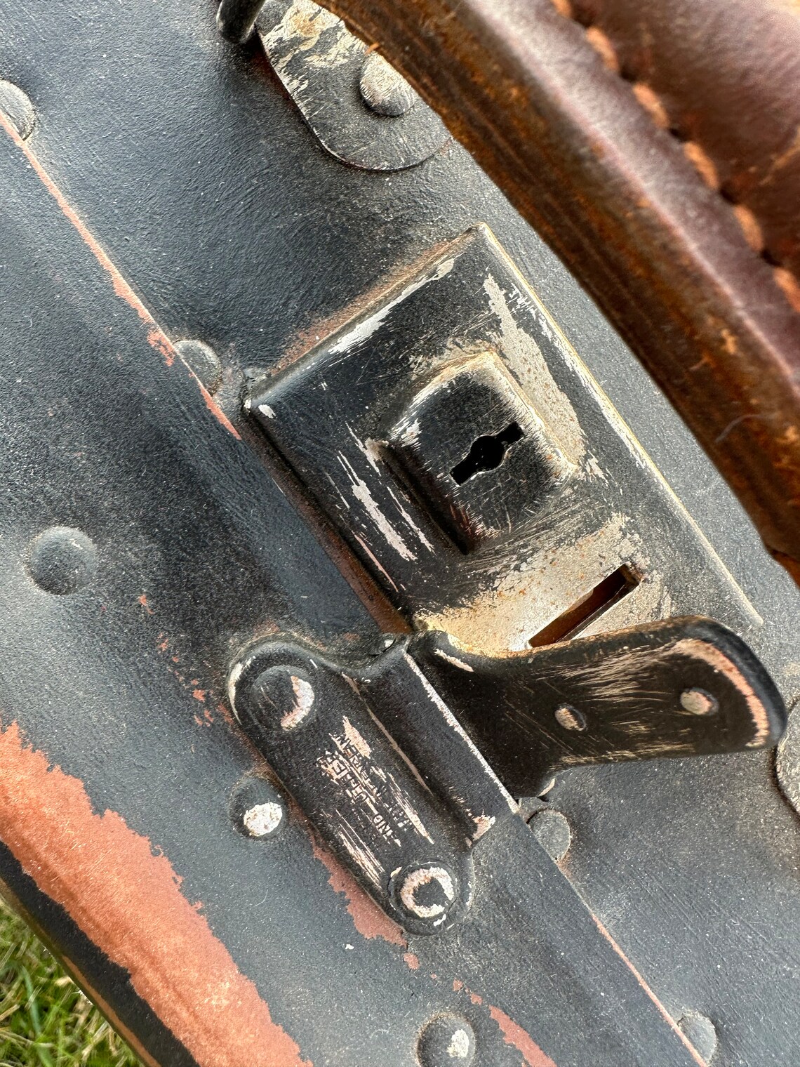 Vintage Trunk Suitcase Art Deco Cowboy Chic Rustic Farmhouse Decor ...