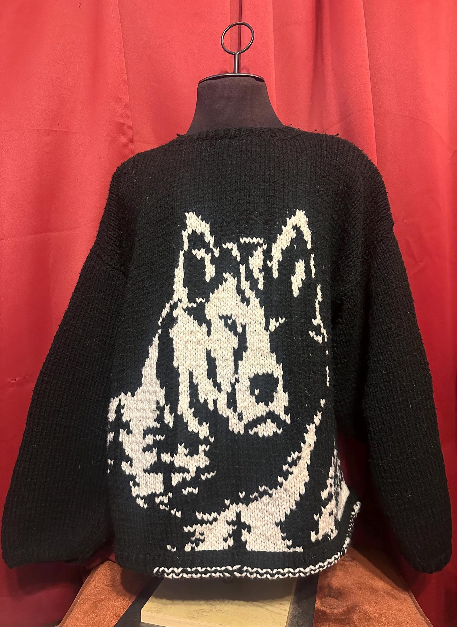 Vintage Wolf in Woods Sweater Chunky Knit Handmade Mary Maxim Cozy Chic ...
