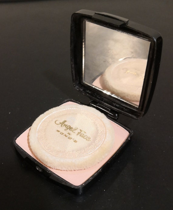 Vintage 1950s Pond's Angel Face Powder Blushing Compa… - Gem