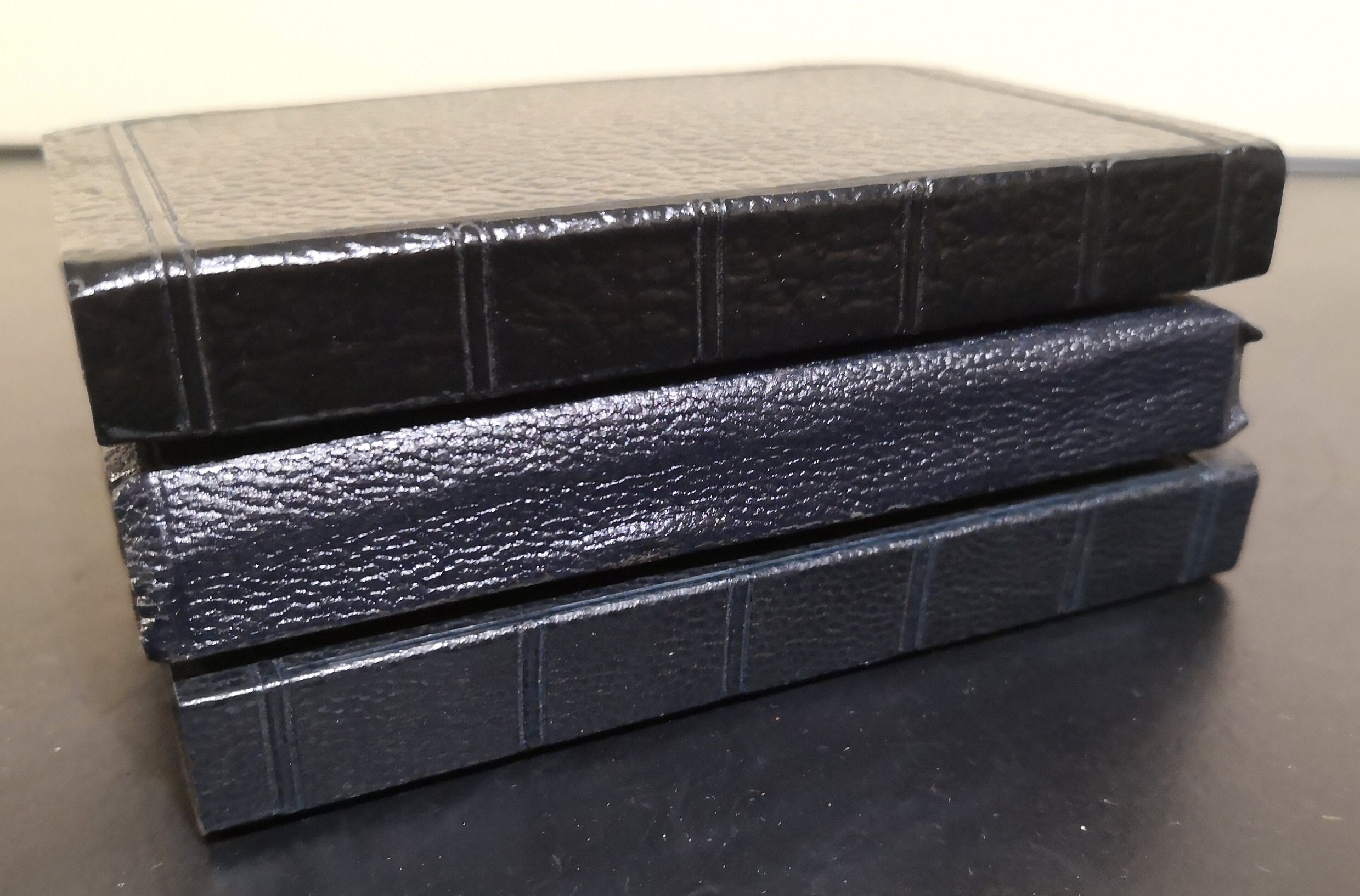 Vintage Mid-century New Testament Pocket Bible Lot of 3 -- 493A - Etsy