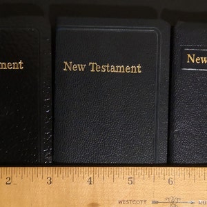 Vintage Mid-century New Testament Pocket Bible Lot of 3 -- 493A - Etsy