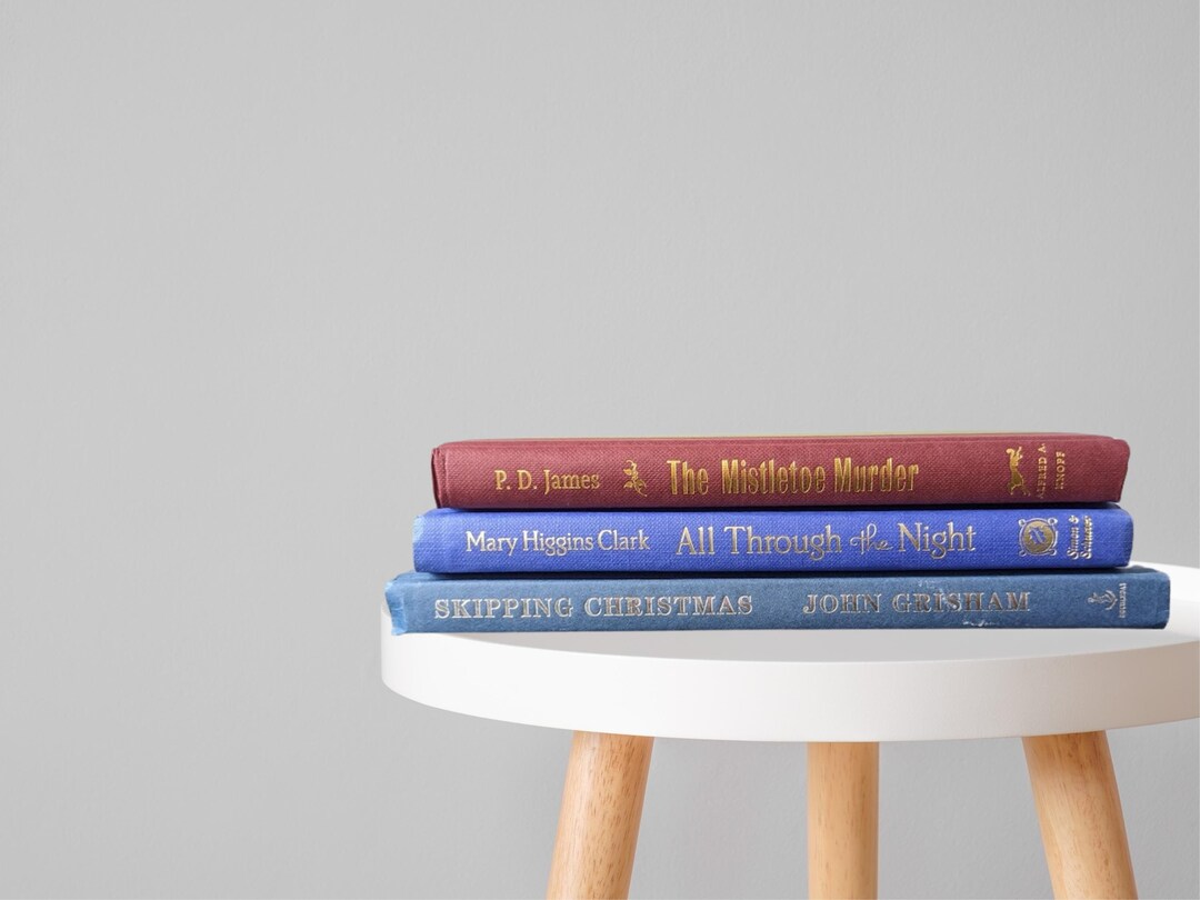 Shades of Blue and Red Books | Real Books | Home Décor | Decorative ...